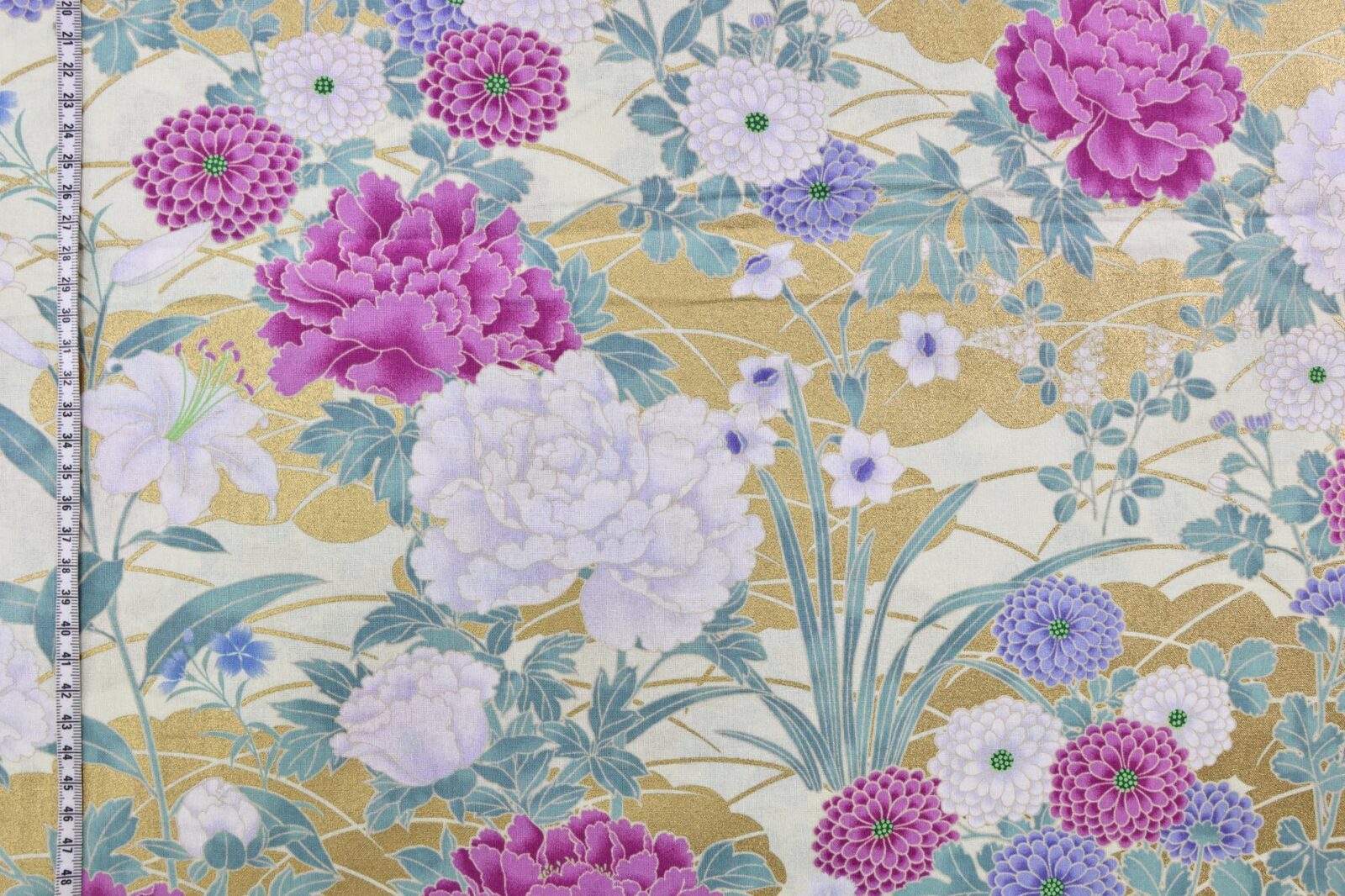Japanese fabric – peonies and golden clouds pink - DIY District