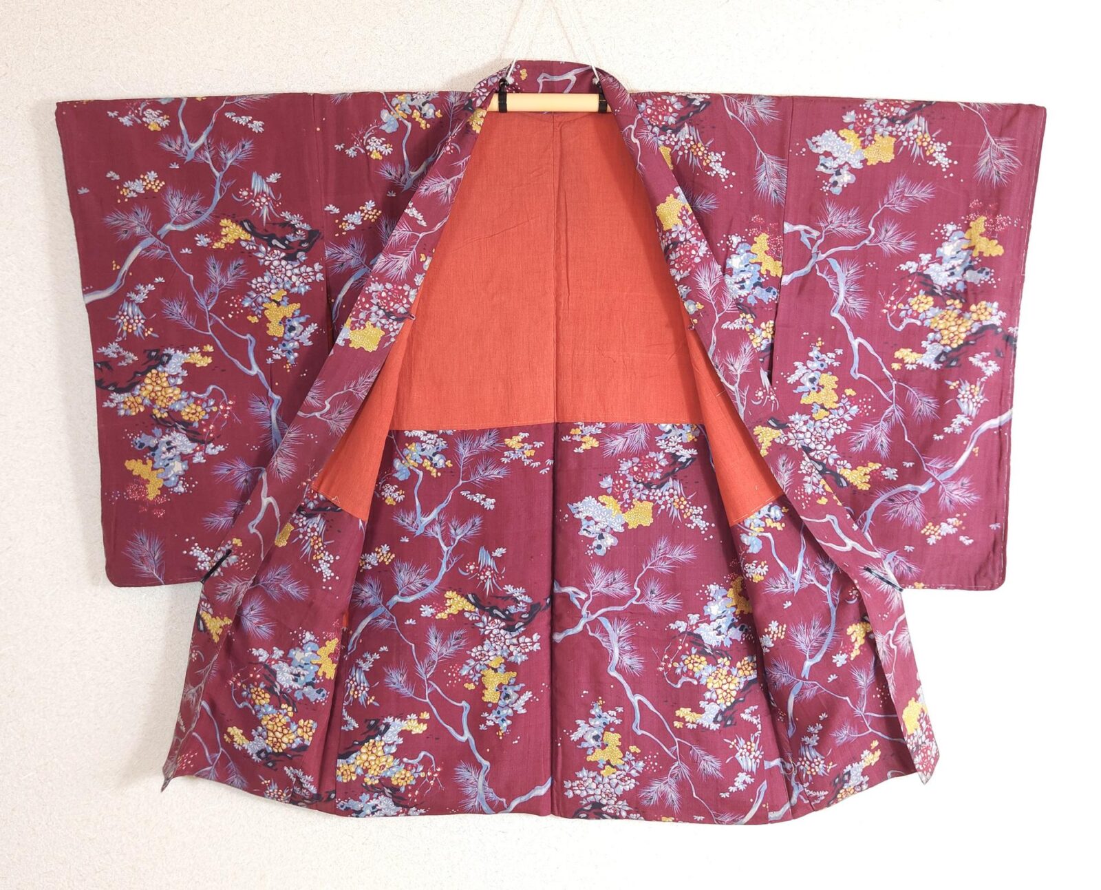 Antique raspberry Haori with pine flowers - diy district