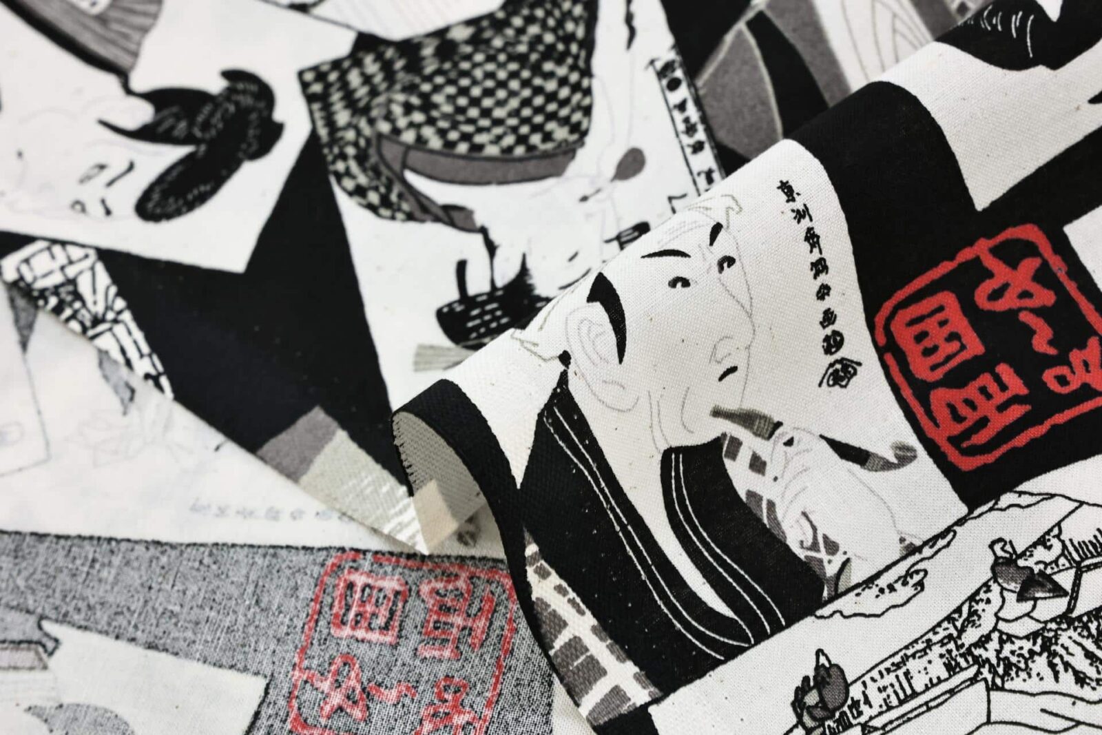 Japanese fabric – Kabuki portraits black background - DIY District