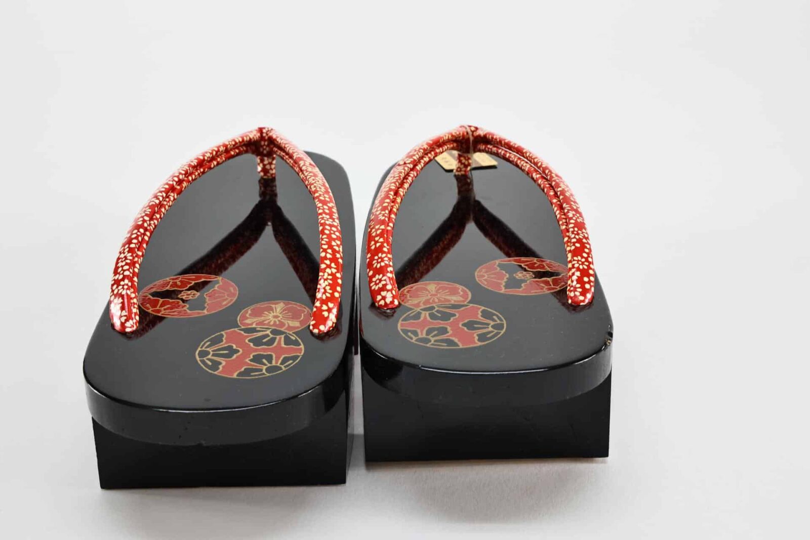 Wooden Geta with Temari - diy district