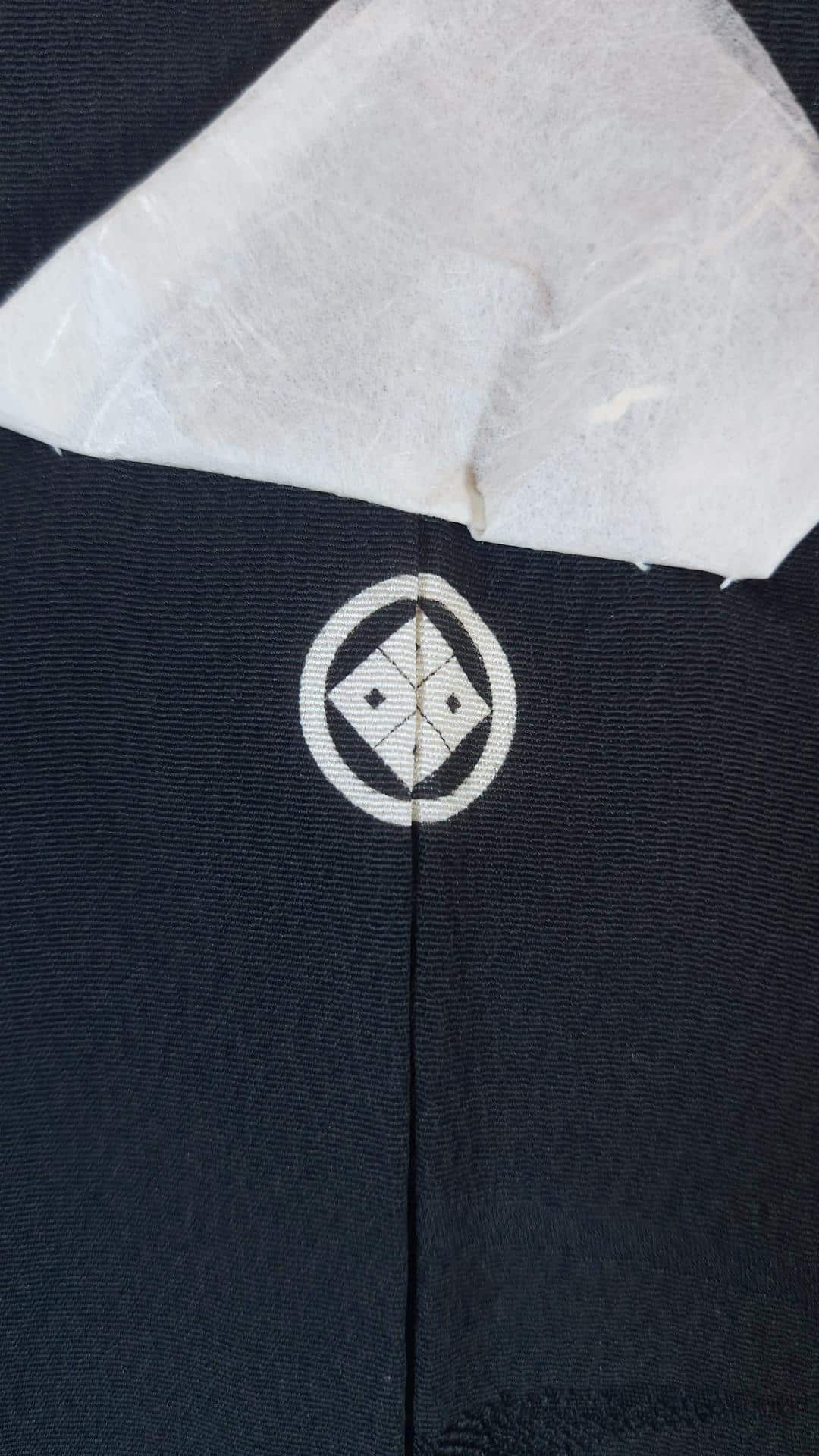 Haori Japonais noir brocart motif ondulé - DIY District